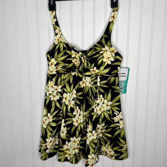 Penbrooke Swim | Swim | Penbrooke Floral Skirted One Piece Swim Suit ...